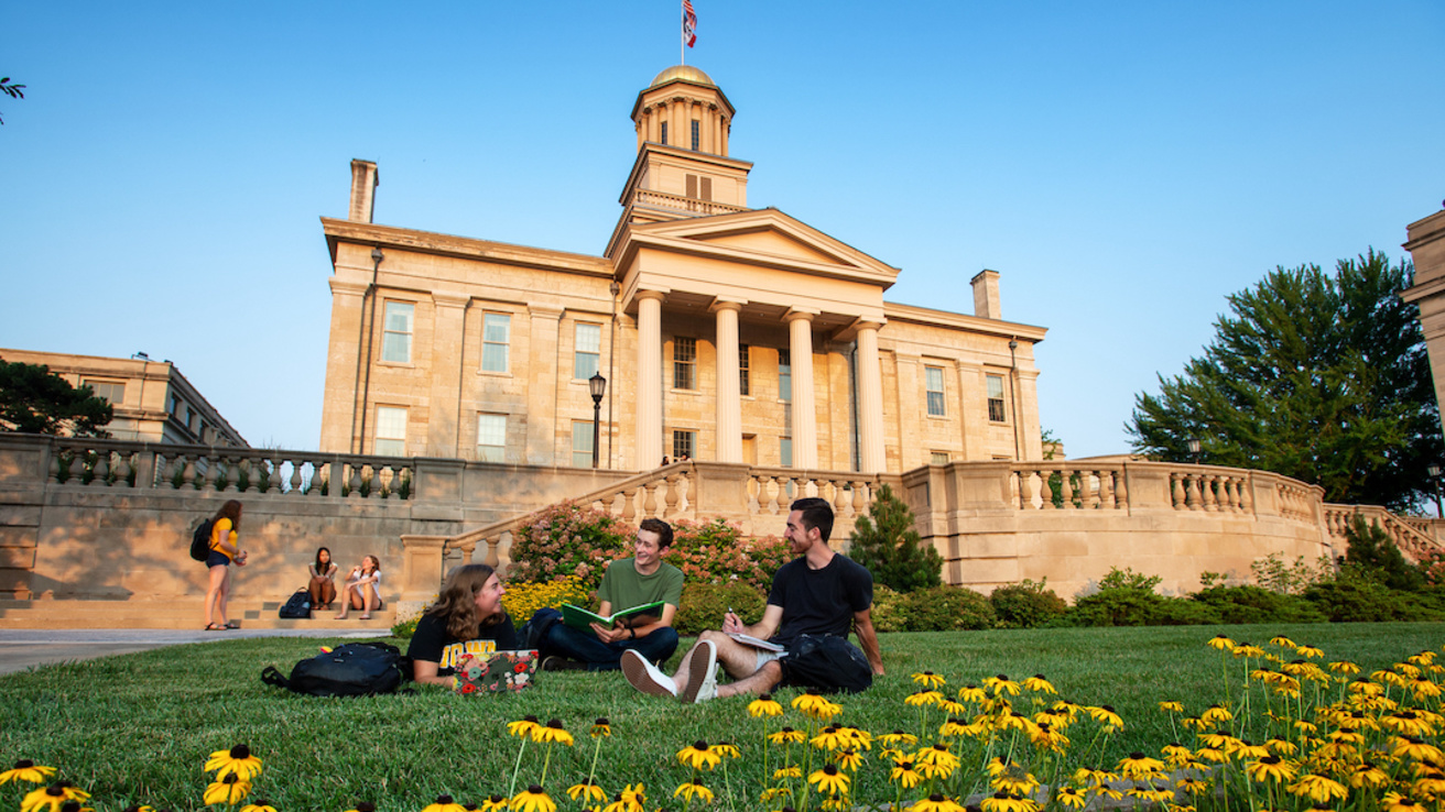 University Human Resources | The University of Iowa